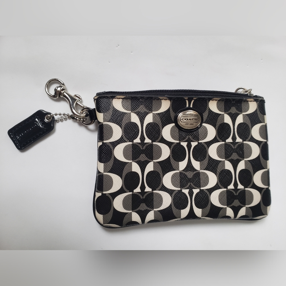 Coach Signature Peyton Dream C Wristlet - Gem